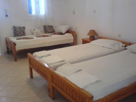 Ενοικιαζόμενα δωμάτια Δονούσα 1 | Voula Rooms