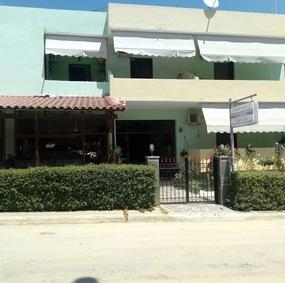 Ενοικιαζόμενα δωμάτια Καστροσυκιά Πρέβεζας 1 | Fanis